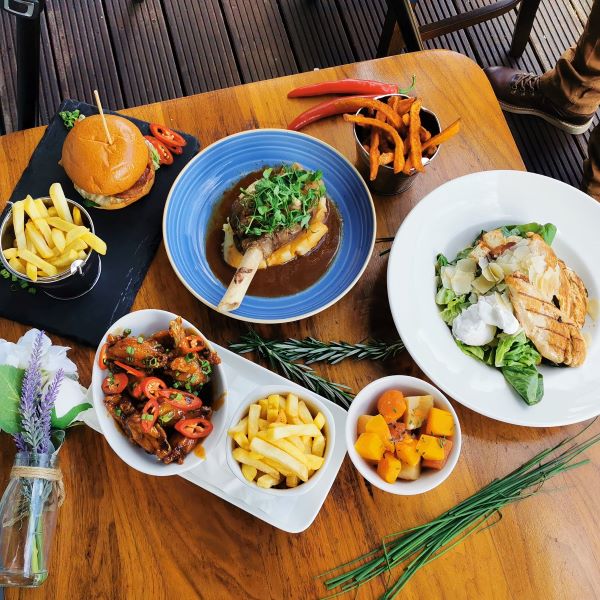 Harbourmaster IFSC – Tasty food, drinks and cocktails